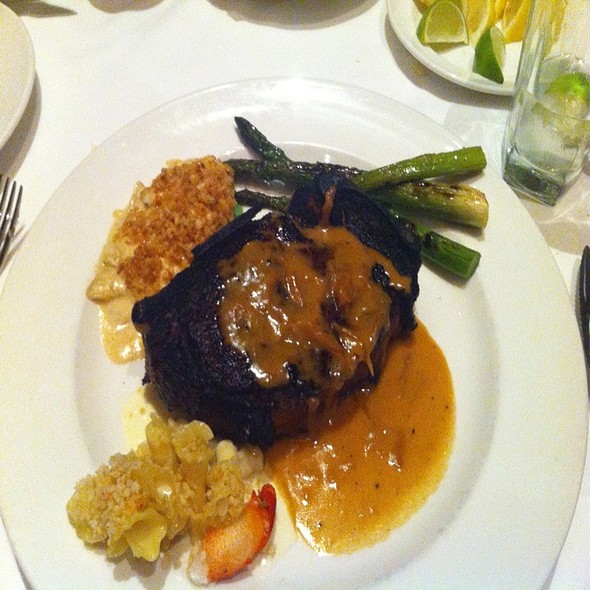 The Capital Grille - Indianapolis Restaurant - Indianapolis, IN | OpenTable