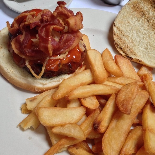 Robke's Country Inn Restaurant - Northport, NY | OpenTable