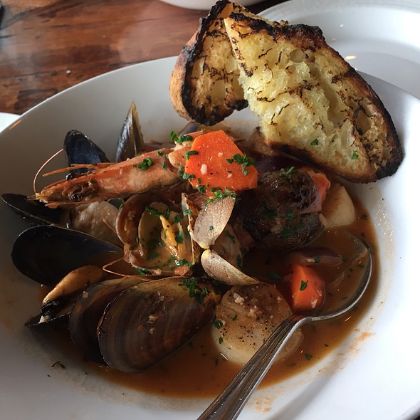 MiNGO West Restaurant - Beaverton, OR | OpenTable