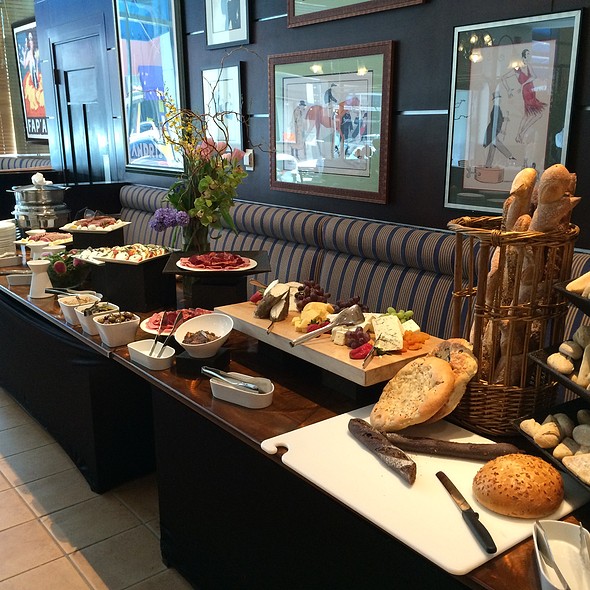 Chez Colette - Sofitel Philadelphia Restaurant - Philadelphia, PA ...