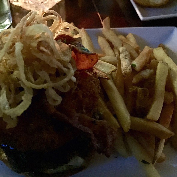 Emerald Loop Bar and Grill Restaurant - Chicago, IL | OpenTable