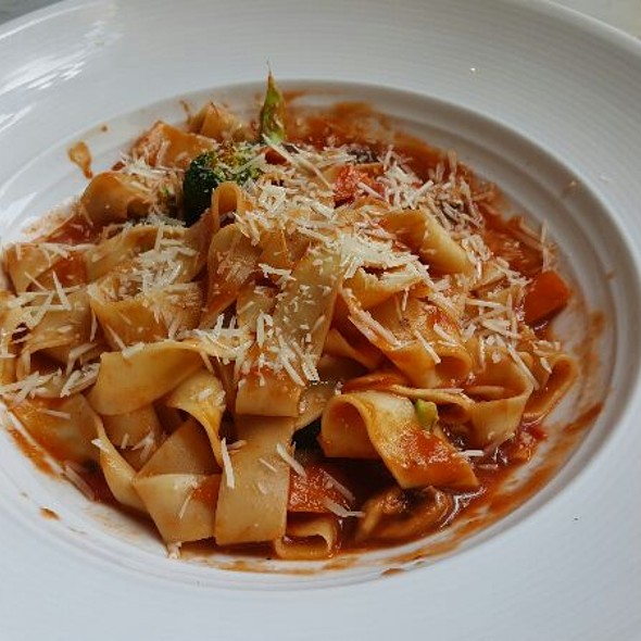 aMuse- Le Meridien Hotel- Philadelphia Restaurant - Philadelphia, PA ...